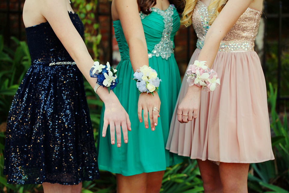 My experience and tips for going to prom! * · Jenny in Neverland