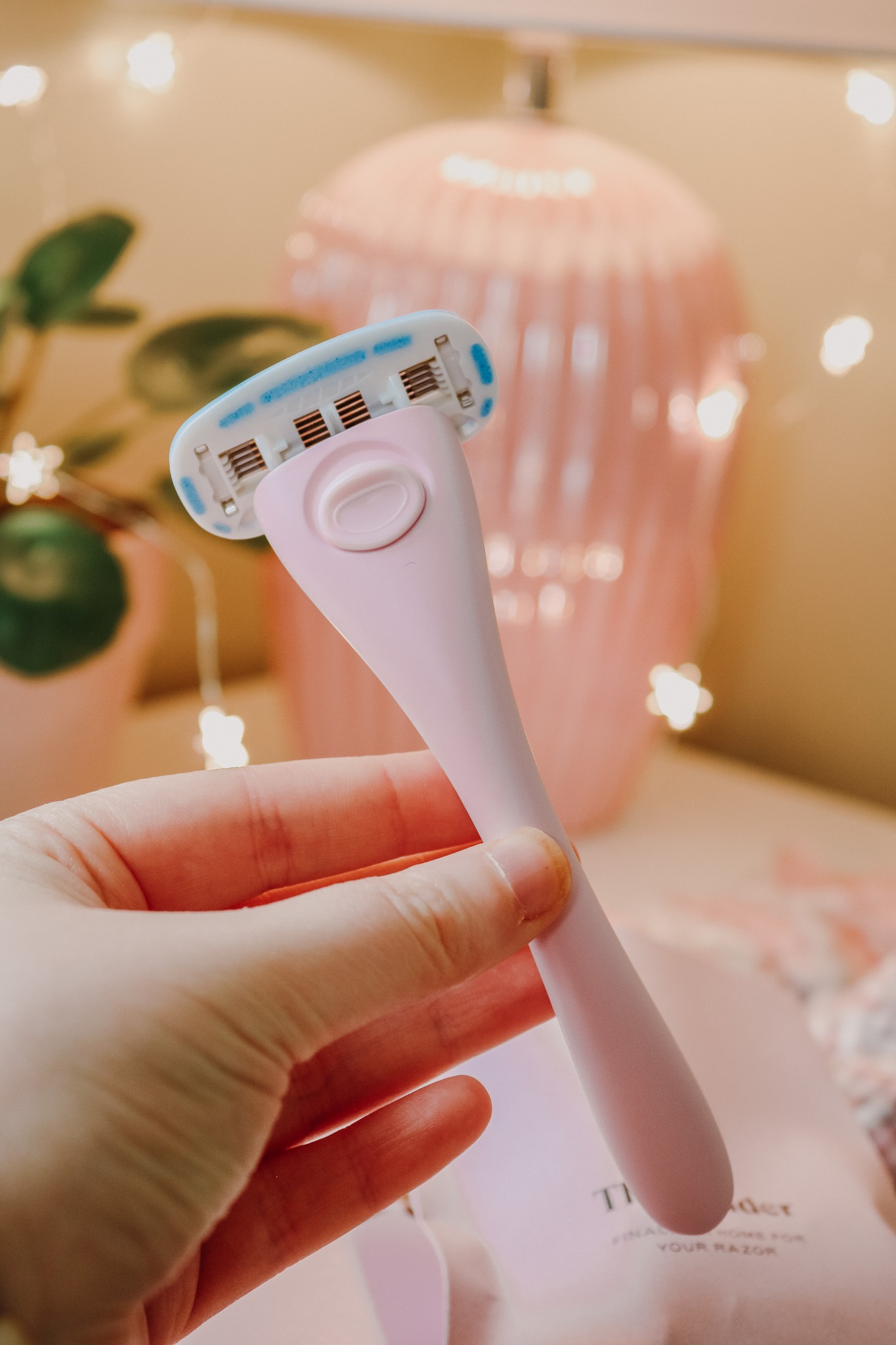 Estrid Razor Review: Getting Summer Skin Ready! · Jenny in Neverland