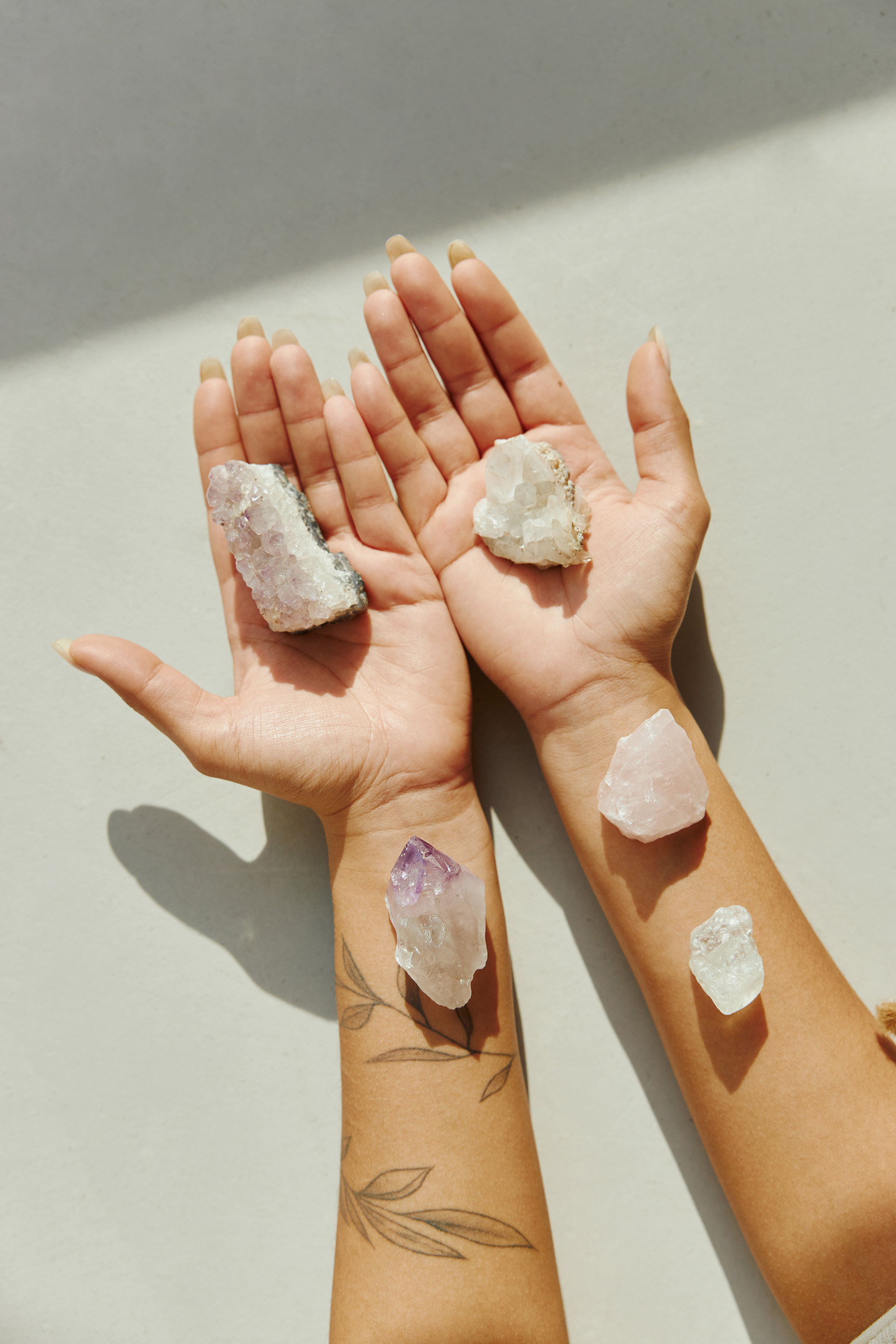 A Beginners Guide To Using Crystals · Jenny in Neverland